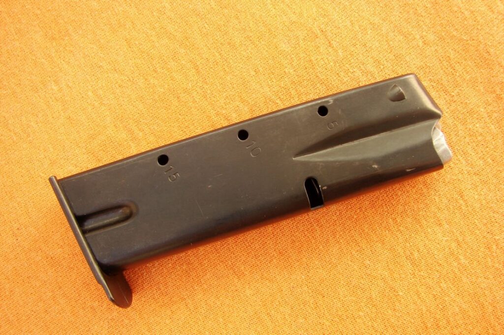 STAR Model 28 30 31 MAGAZINE 9×19 mm - Genuine militaria