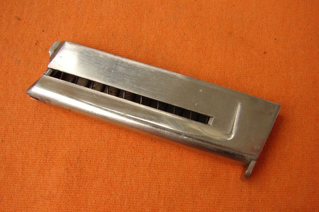 ASTRA 4000 Falcon MAGAZINE 22 lr Genuine militaria - SOLD