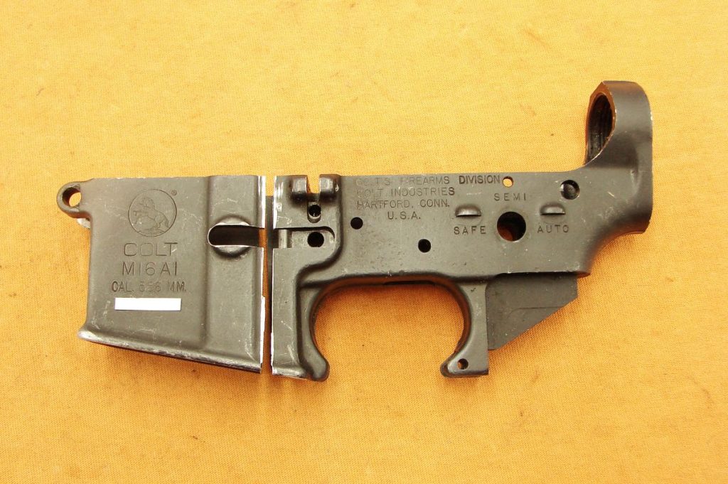 COLT M16A1 LOWER RECEIVER HOUSING 5.56×45 - Genuine militaria