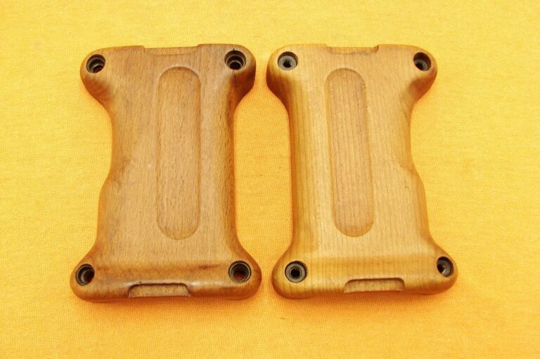 RPD RADOM FRONT HANDGUARD - Genuine militaria